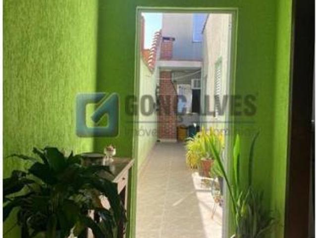 Casa à venda na Vila Guiomar, Santo André – 3 quartos, 2 banheiros e 3 vagas