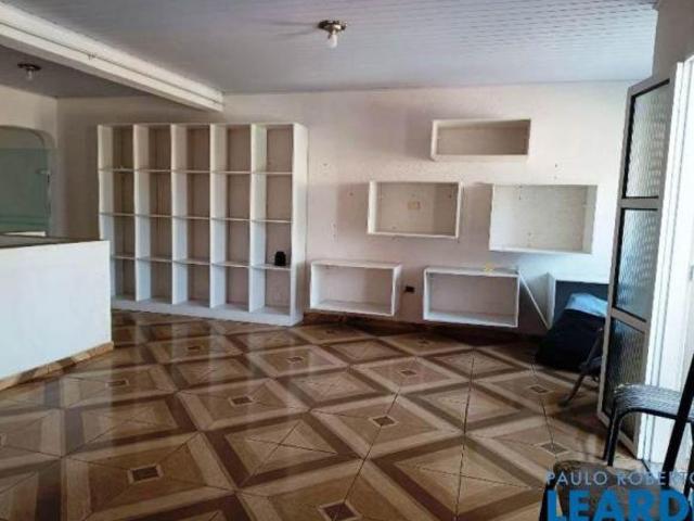 Casa à venda na Vila Homero Thon