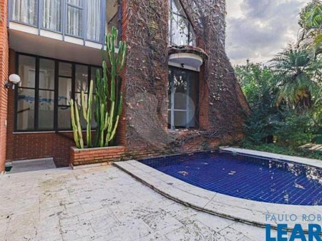 Imoveis no Alto de Pinheiros