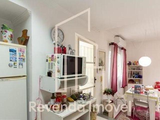 Casa à venda na Vila Nova Conceição, São Paulo SP: 3 quartos, 1 suíte, 3 banheiros, 5 vagas, 242m²