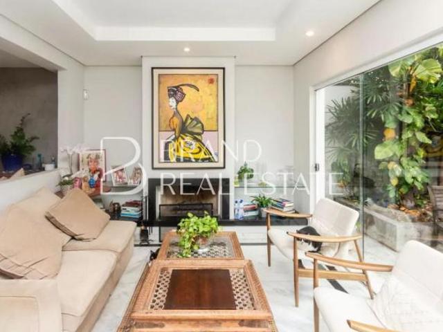 Casa à Venda na Vila Nova Conceição ? 200 m² Conforto, Privacidade e Excelente Localização