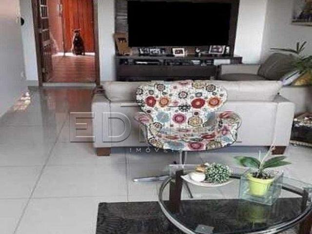 Casa à venda na Vila Palmares