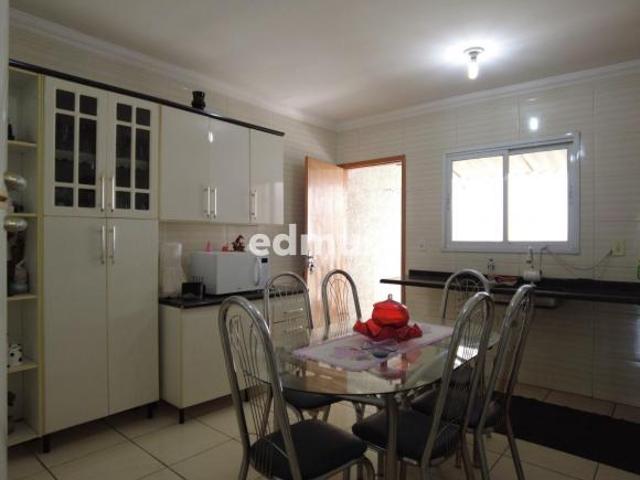 Casa à venda na Vila Pires