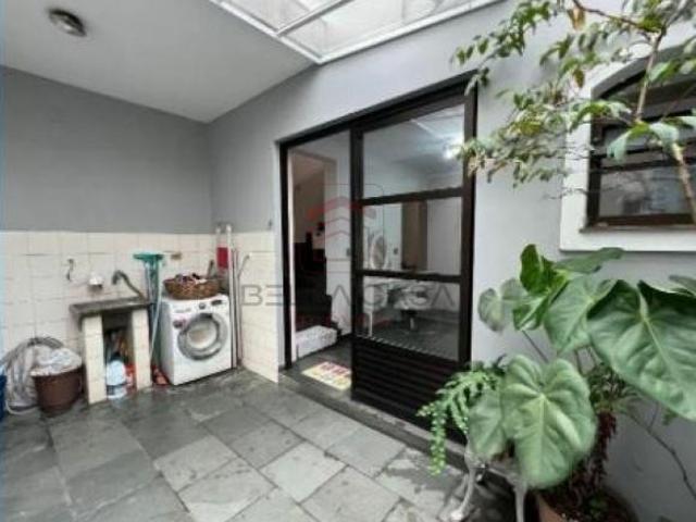 Casa a venda na Vila Prudente com 3 quartos