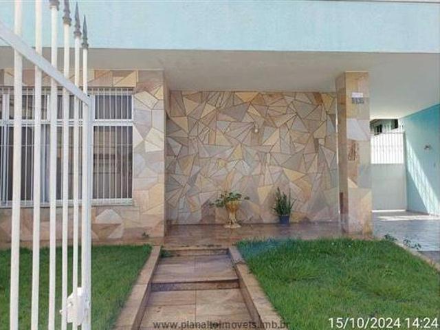 Casa à venda na Vila Rami