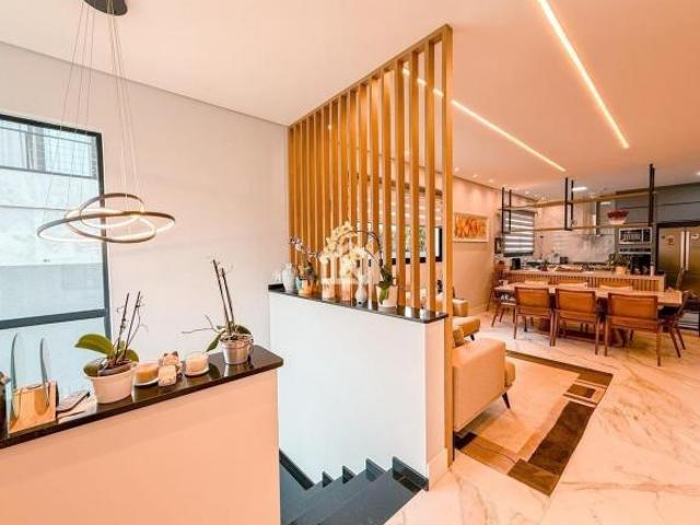 Casa à venda na Vila Real do Moinho Velho