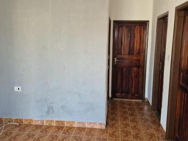 Casa à venda na Vila Real em Hortolândia SP: 2 quartos, 1 sala, cozinha, área de serviço, 1 banheiro