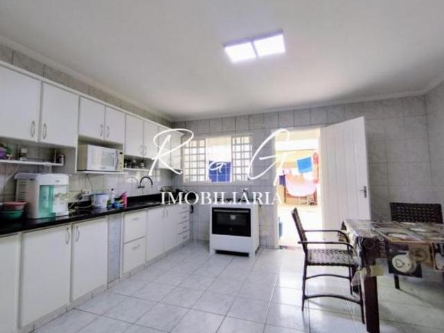 Casa à venda na Vila Rezende, 2 Dormitórios e Cozinha Planejada