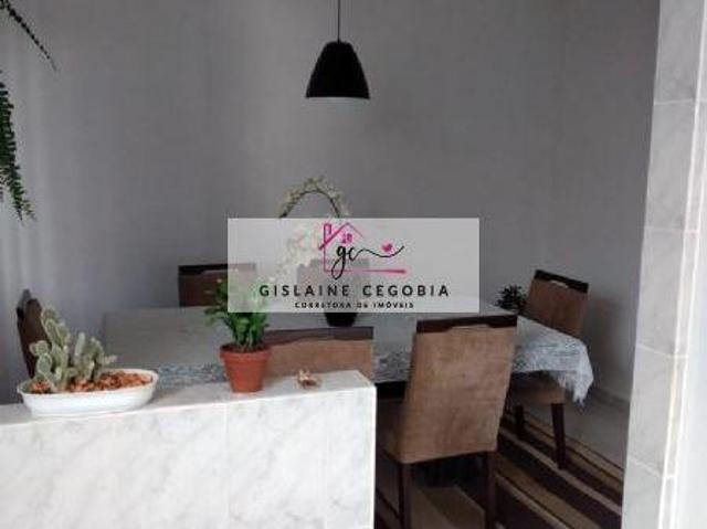 Casa à venda na Vila São João Batista