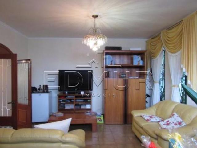 Casa à venda na Vila São Pedro