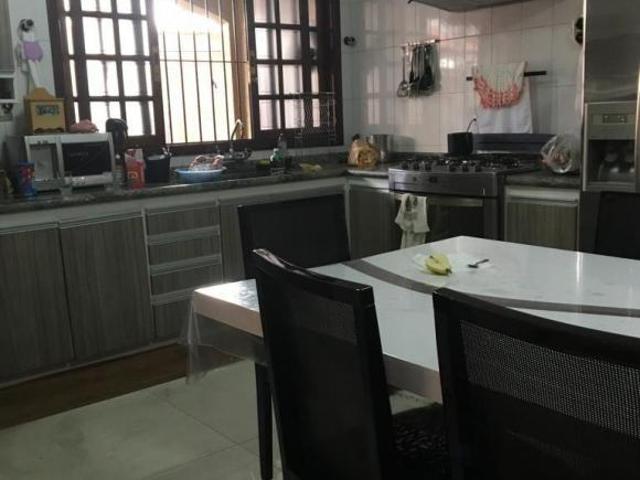 Casa à venda na Vila Santa Terezinha