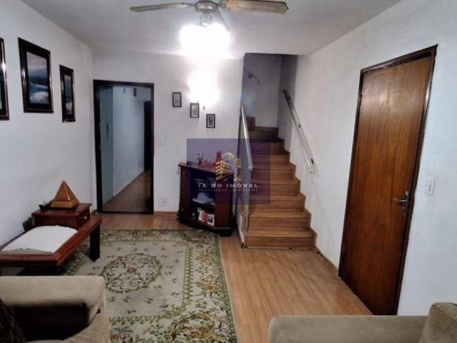 Casa à venda na vila Santa Catarina!