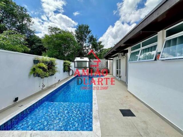 Casa a Venda na Vila Santo Antonio MODERNA, TÉRREA! 3 suítes, piscina, of