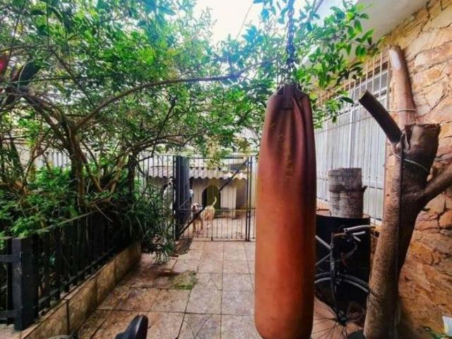 Casa a venda na Vila Sonia, 274m², 3 quartos, e 3 vagas