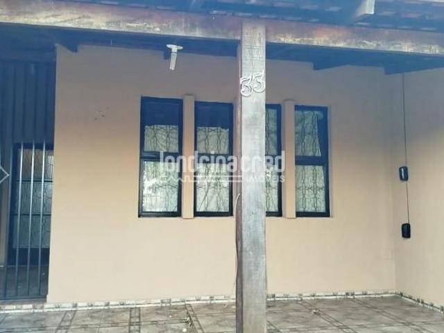 Casa à venda na Zona Norte de Londrina com 3 quartos, sala e cozinha integradas, 1 vaga de garagem