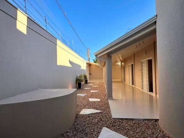 CASA À VENDA NA ZONA SUL DE FRANCA/SP