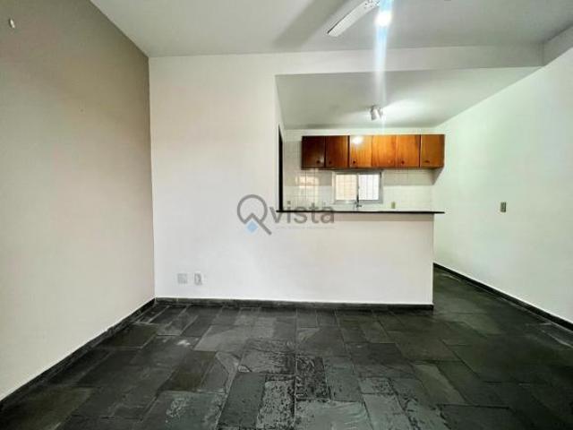 Casa à Venda nas Astúrias no Guarujá | QVista Inteligência Imobiliária Guarujá
