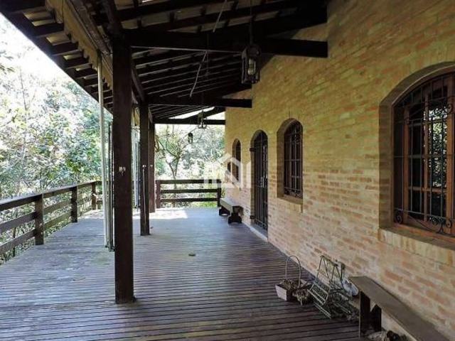 Casa à venda nas Chácaras do Peroba