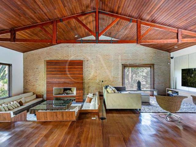 Casa à venda nas Chácaras dos Lagos