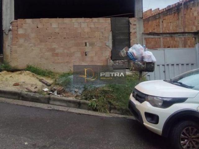 Casa à venda nas Chácaras Reunidas Santa Terezinha