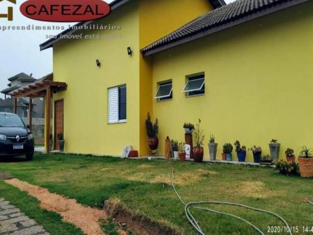 Casa à venda nas Colinas de Inhandjara
