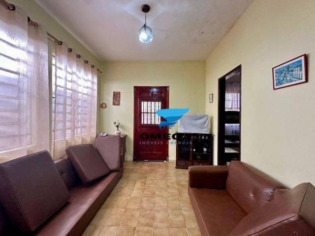 Casa à venda nas Pitangueiras no Guarujá | Omega Imóveis