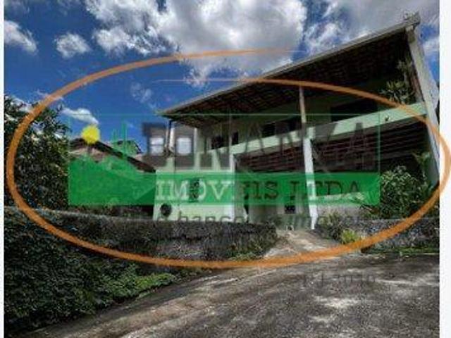 Casa à venda nas Quintas do Jacuba