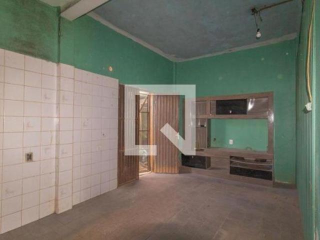 Casa à Venda Niterói, 4 Quartos, 220 m² Canoas