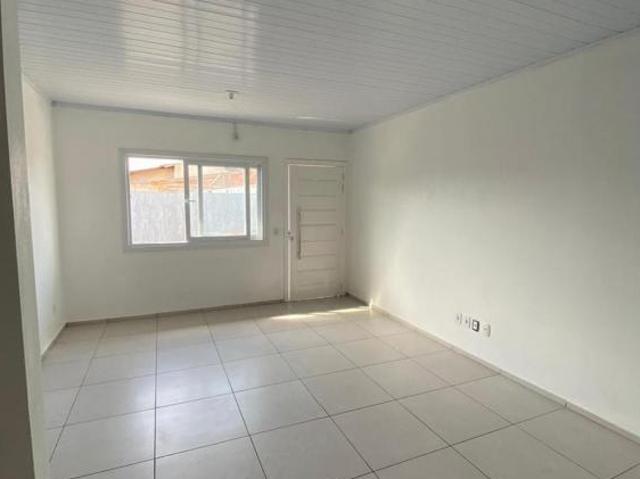 Casa à Venda Niterói, 2 Quartos, 56 m² Canoas