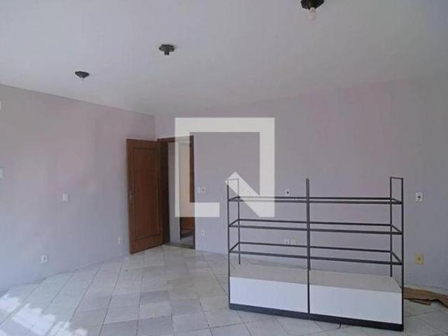 Casa à Venda Niterói, 3 Quartos, 315 m² Canoas