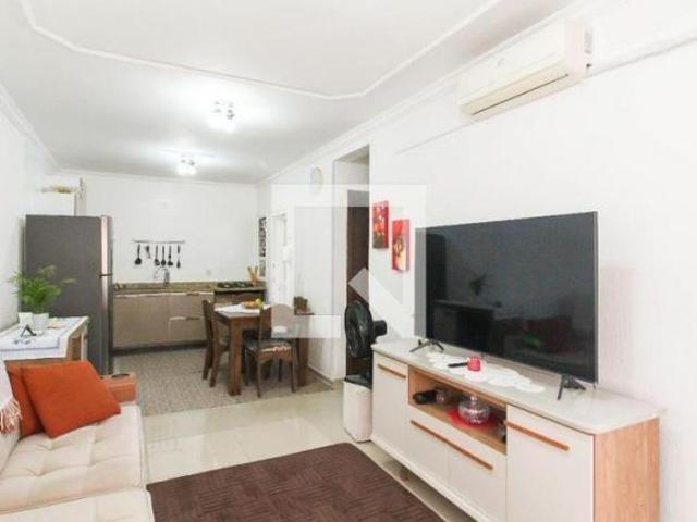 Casa à Venda Niterói, 3 Quartos, 79 m² Canoas