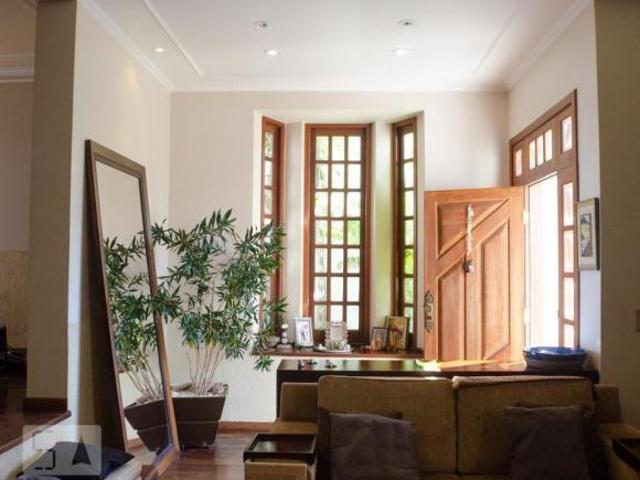 Casa à Venda São Bento, 4 Quartos, 450 m2