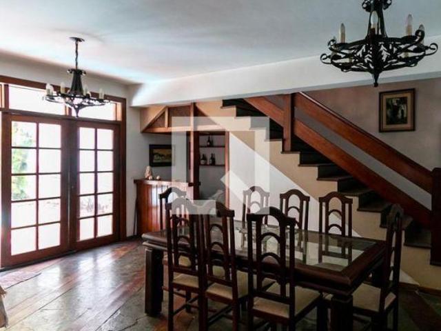 Casa à Venda São Bento, 4 Quartos, 450 m2