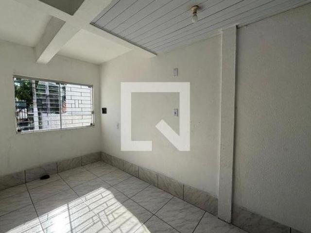 Casa à Venda São Borja, 2 Quartos, 70 m² São Leopoldo