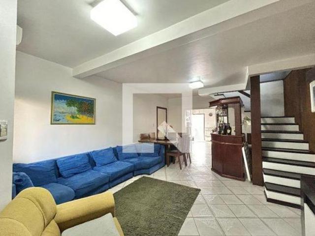 Casa à Venda São Borja, 3 Quartos, 290 m² São Leopoldo