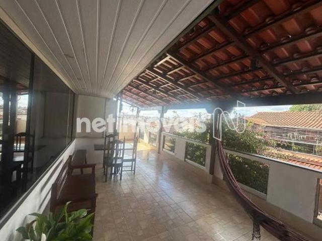 Casa à Venda, São Caetano, Contagem