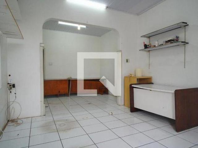 Casa à Venda São Geraldo, 2 Quartos, 130 m² Porto Alegre