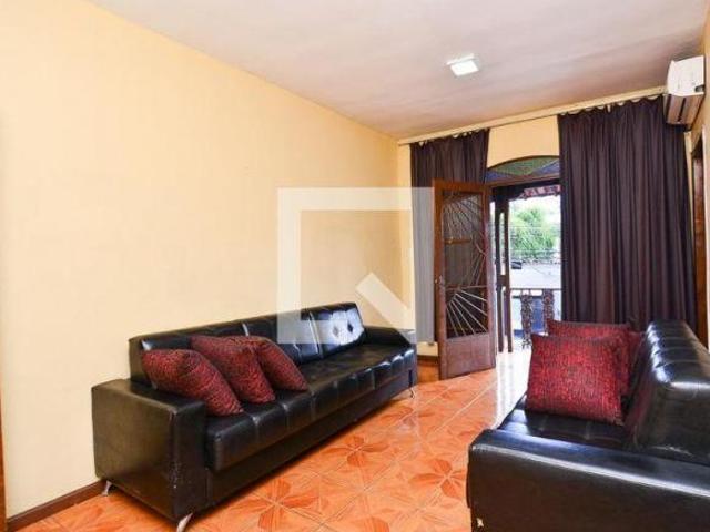 Casa à Venda São Geraldo, 5 Quartos, 200 m² Belo Horizonte