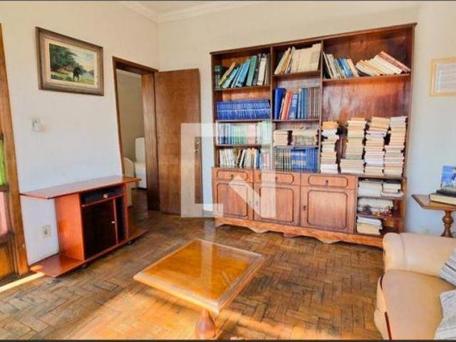 Casa à Venda São Geraldo, 5 Quartos, 220 m² Belo Horizonte