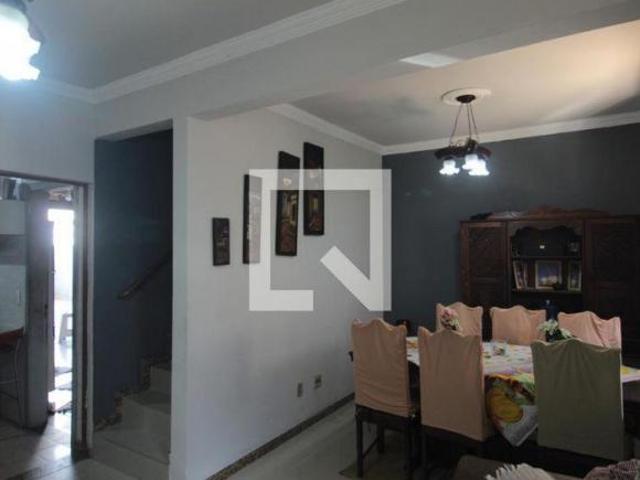 Casa à Venda São João Batista, 4 Quartos, 200 m² Belo Horizonte