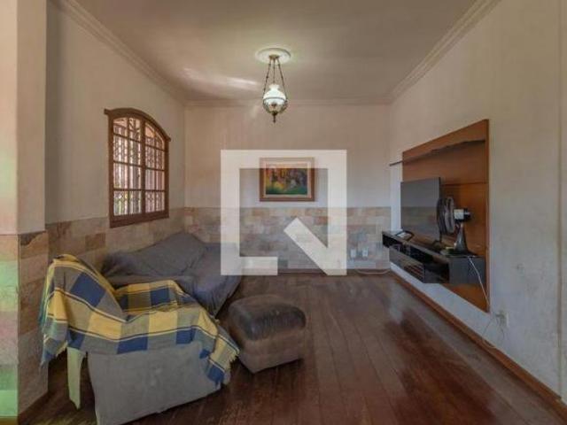Casa à Venda São João Batista, 4 Quartos, 360 m² Belo Horizonte