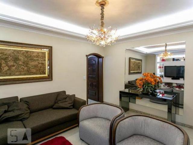 Casa à Venda São João Batista, 4 Quartos, 425 m² Belo Horizonte