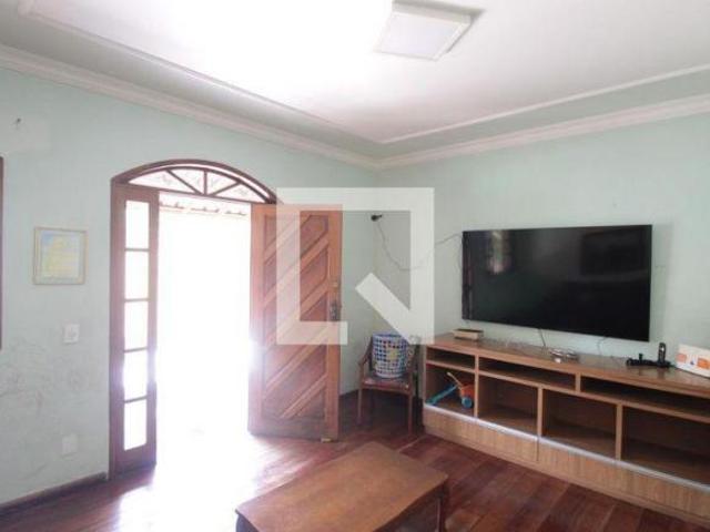 Casa à Venda São João Batista, 6 Quartos, 358 m² Belo Horizonte