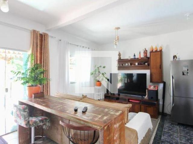 Casa à Venda São João Batista, 2 Quartos, 210 m² Belo Horizonte