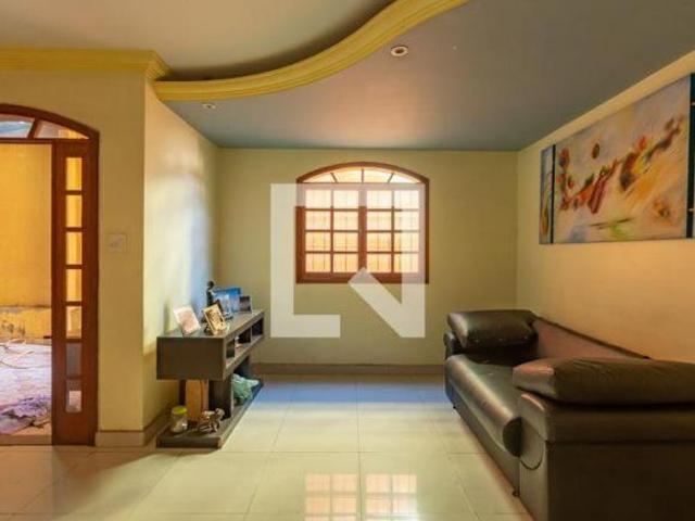 Casa à Venda São João Batista, 2 Quartos, 372 m² Belo Horizonte