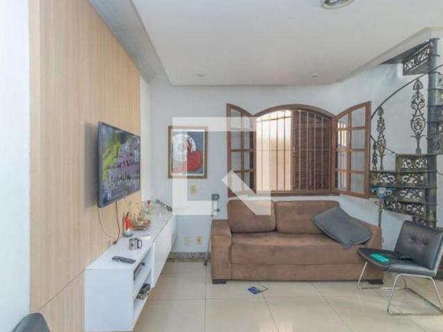 Casa à Venda São João Batista, 3 Quartos, 180 m² Belo Horizonte