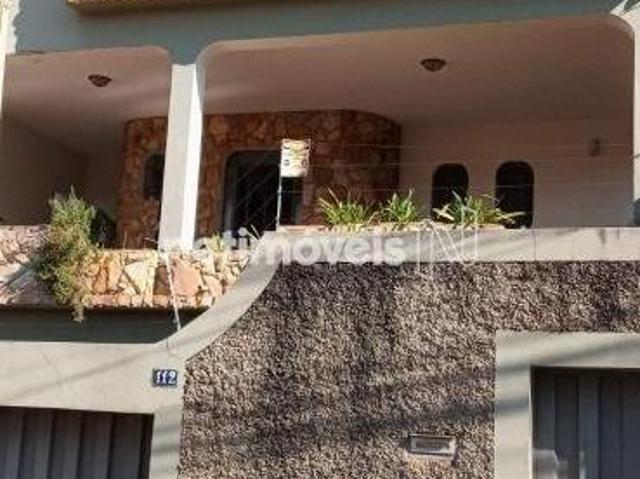 Casa à Venda, São João Batista, Belo Horizonte