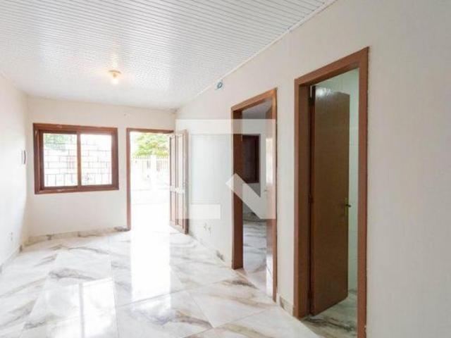 Casa à Venda São José, 2 Quartos, 100 m² Canoas