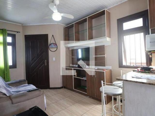 Casa à Venda São José, 2 Quartos, 43 m² Canoas