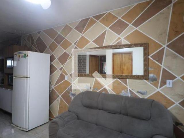 Casa à Venda São José, 2 Quartos, 50 m² Canoas